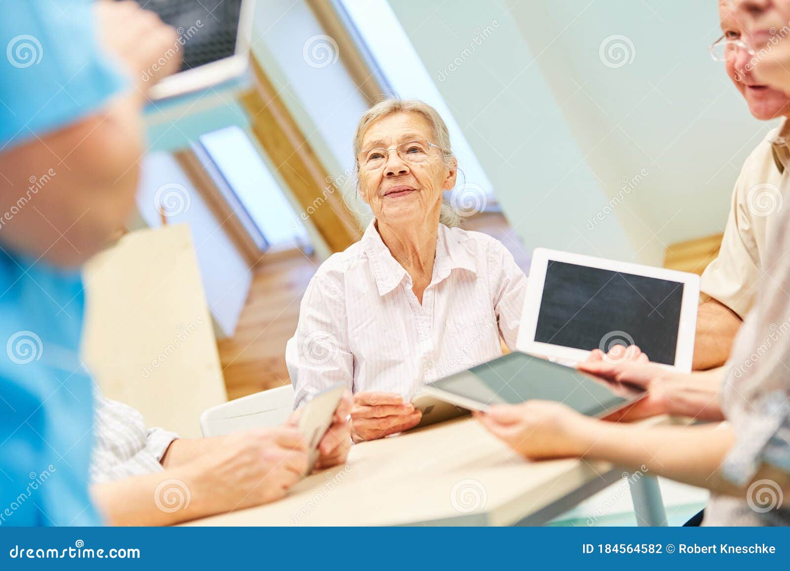 Seniors Learn How To Use the Internet Stock Photo - Image of retiree ... Seniors Learn How To Use the Internet Stock Photo - Image of retiree ...