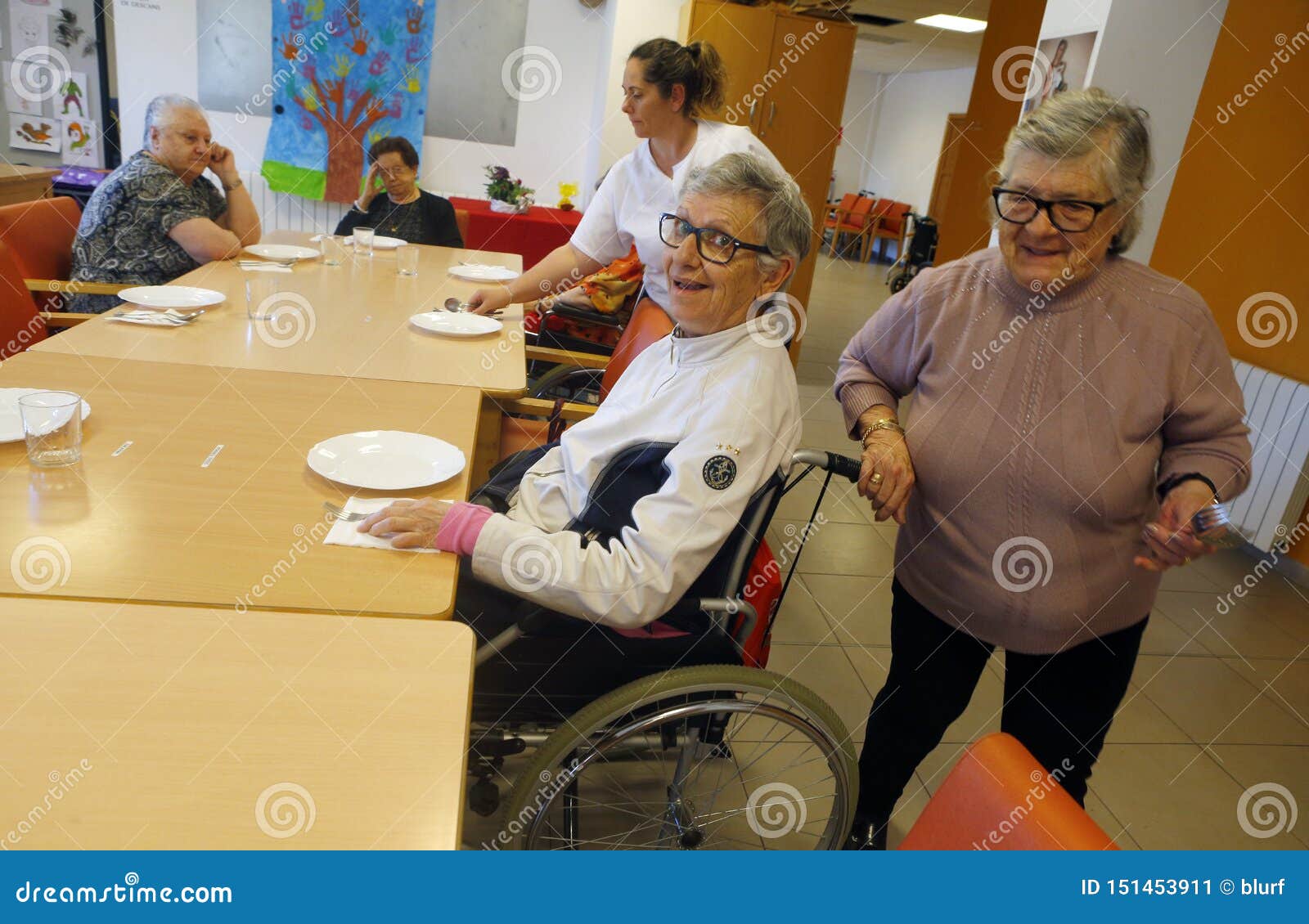 894 Seniors Vertical Women Stock Photos - Free & Royalty-Free Stock ...