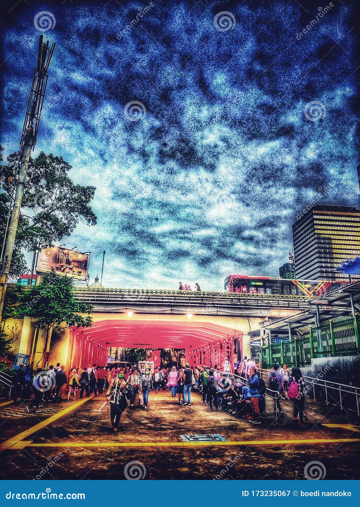 Senja di Dukuh Atas editorial photography. Image of dukuhatas - 173235067