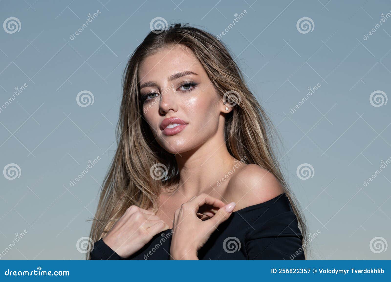 Sensual Fashion Woman Face Close Up Beauty Portrait Of Young Woman