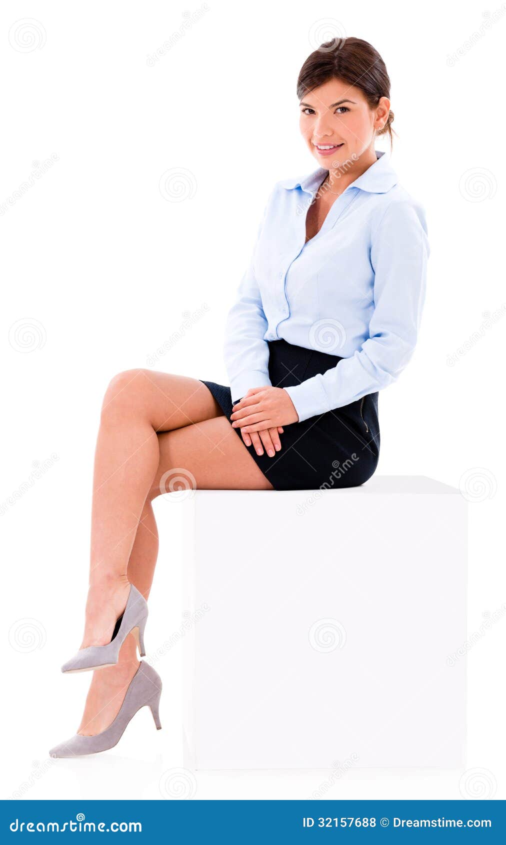 Sentada Hermosa De La Mujer De Negocios Foto de archivo - Imagen de ...