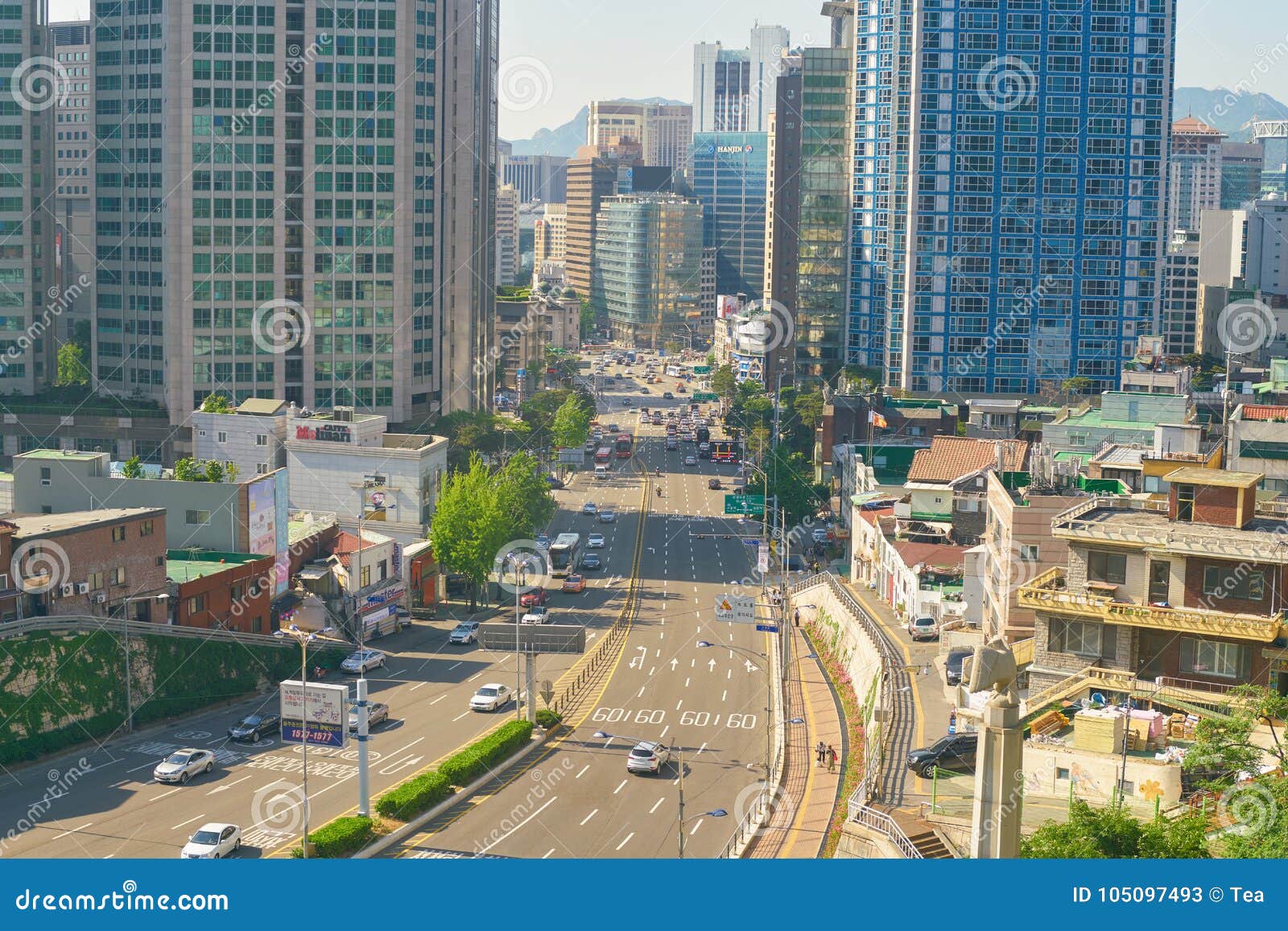 Seoel redactionele stock foto. Image of koreaans, straat - 105097493