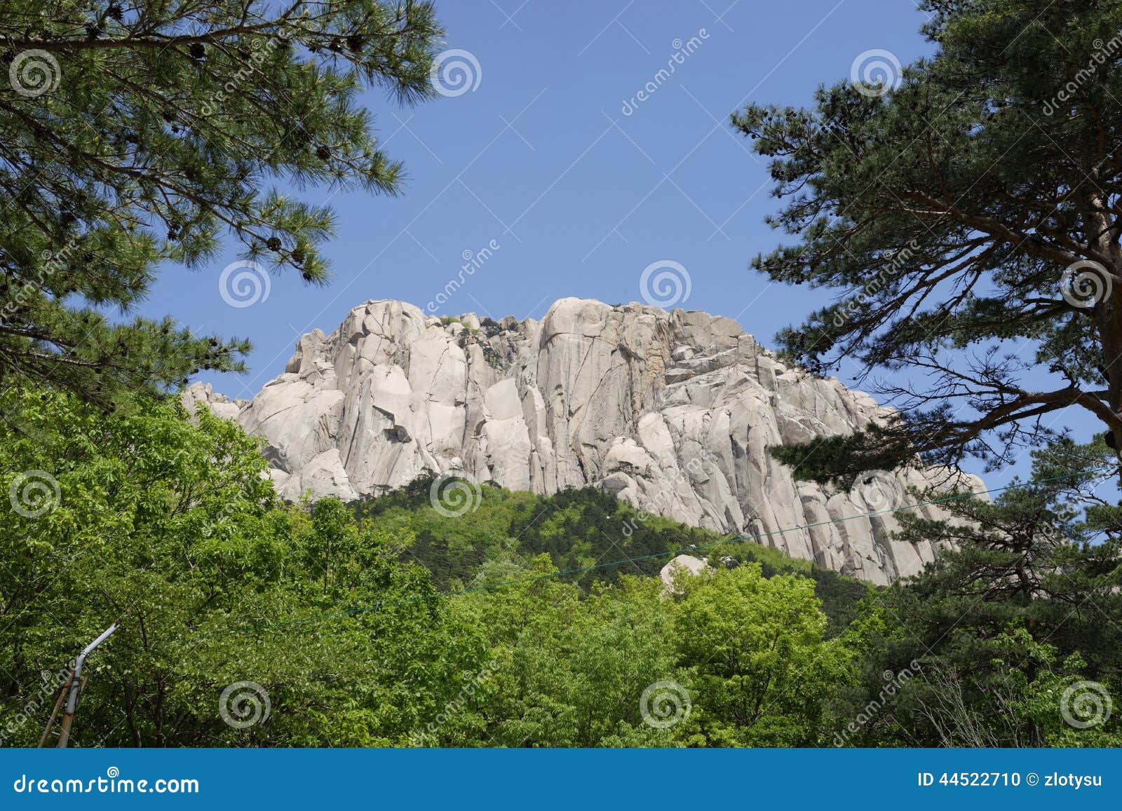 Seoraksan National Park In Autumn, Gangwon, South Korea Royalty-Free ...