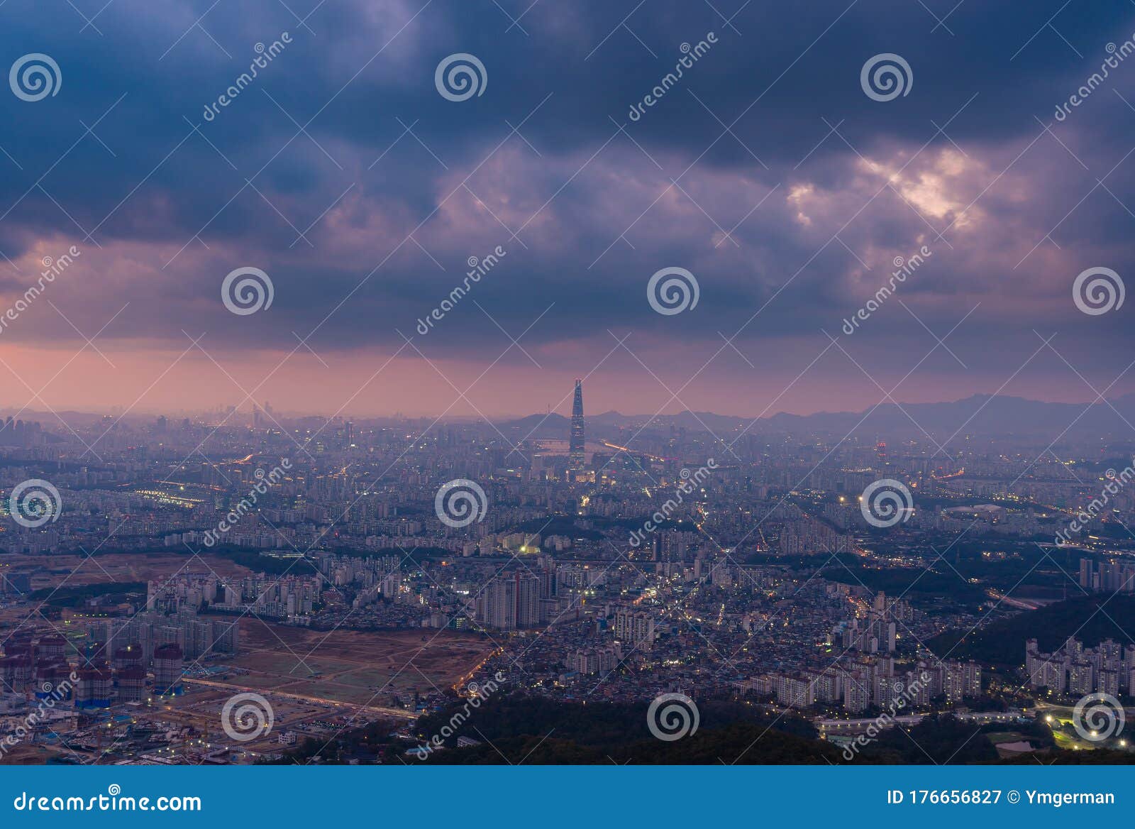 Seoul at sunset stock image. Image of attraction, skyline - 176656827