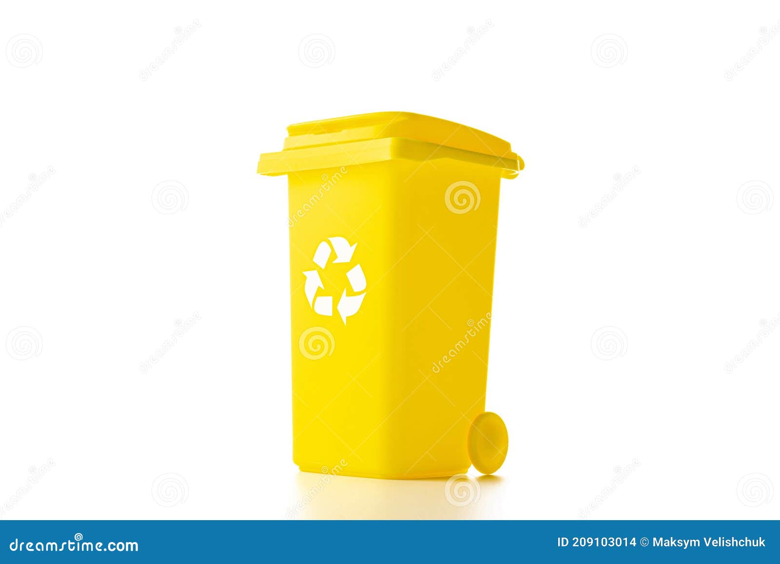 Separation Recycle. Yellow Dustbin for Recycle Plastic Trash Isolated ...