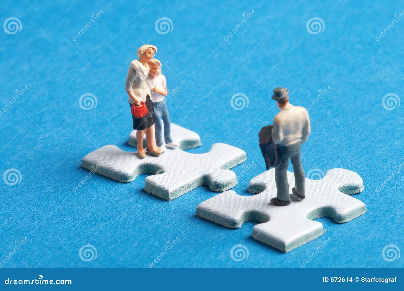 Separato, divorziato fotografia stock. Immagine di collegamento - 672614