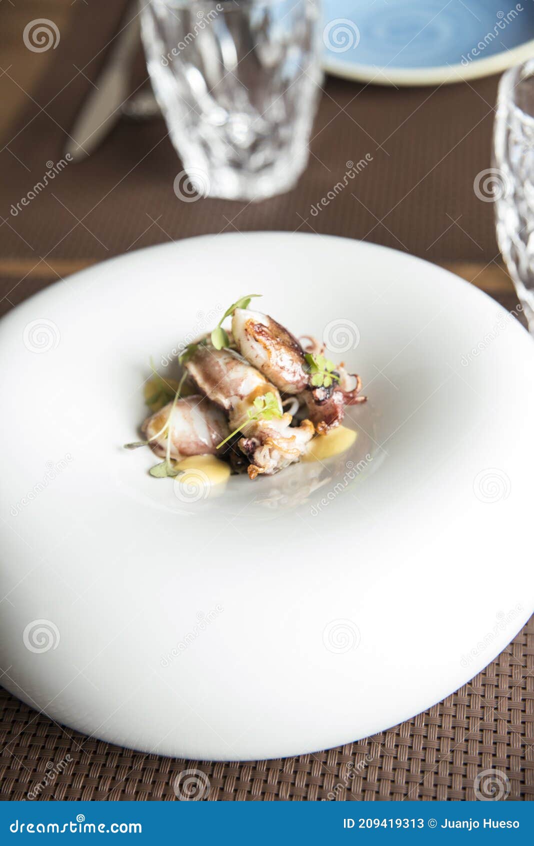 Small Beach Cuttlefish with Garlic Oil Sauce - Sepionet De Playa Con ...