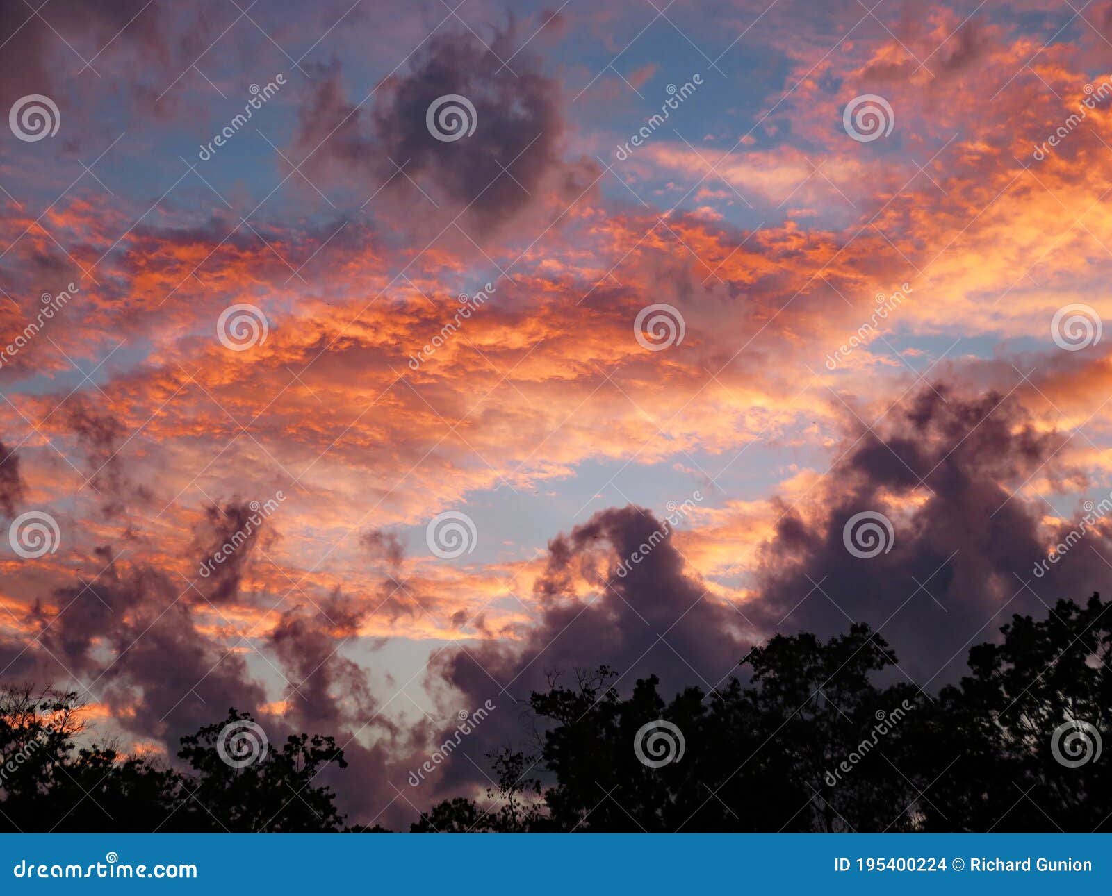 September Sunset in Washington DC Stock Photo - Image of sunset, clouds ...