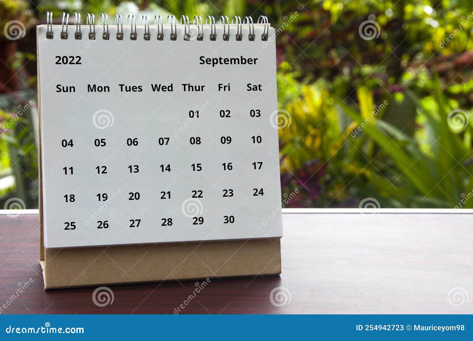September 2022 White Calendar with Blurred Nature Background. Copy ...