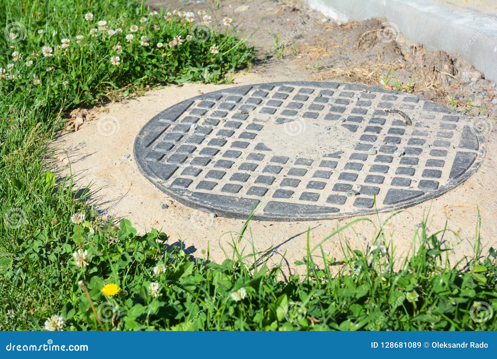 Septic Manhole Cover And Concrete Tanks Installing In The House ...