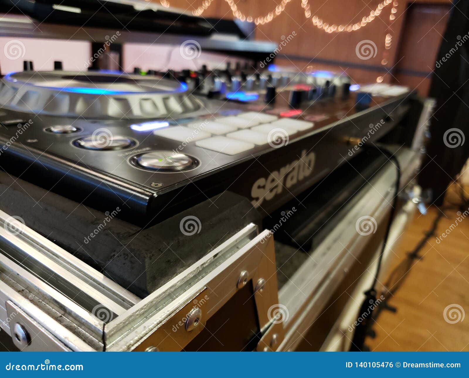 Serato DJ mixer digital editorial photo. Image of life - 140105476