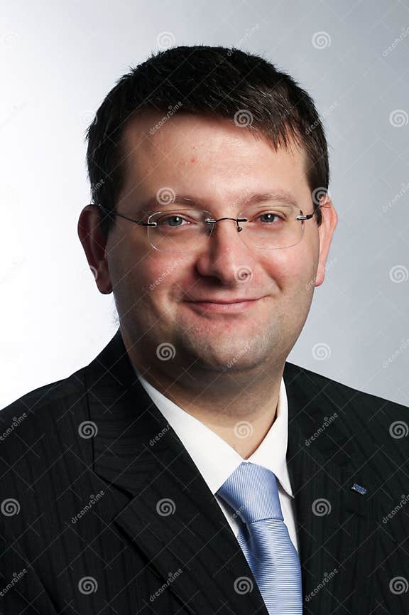 Serban Toader foto editorial. Imagen de rumania, socio - 22855546