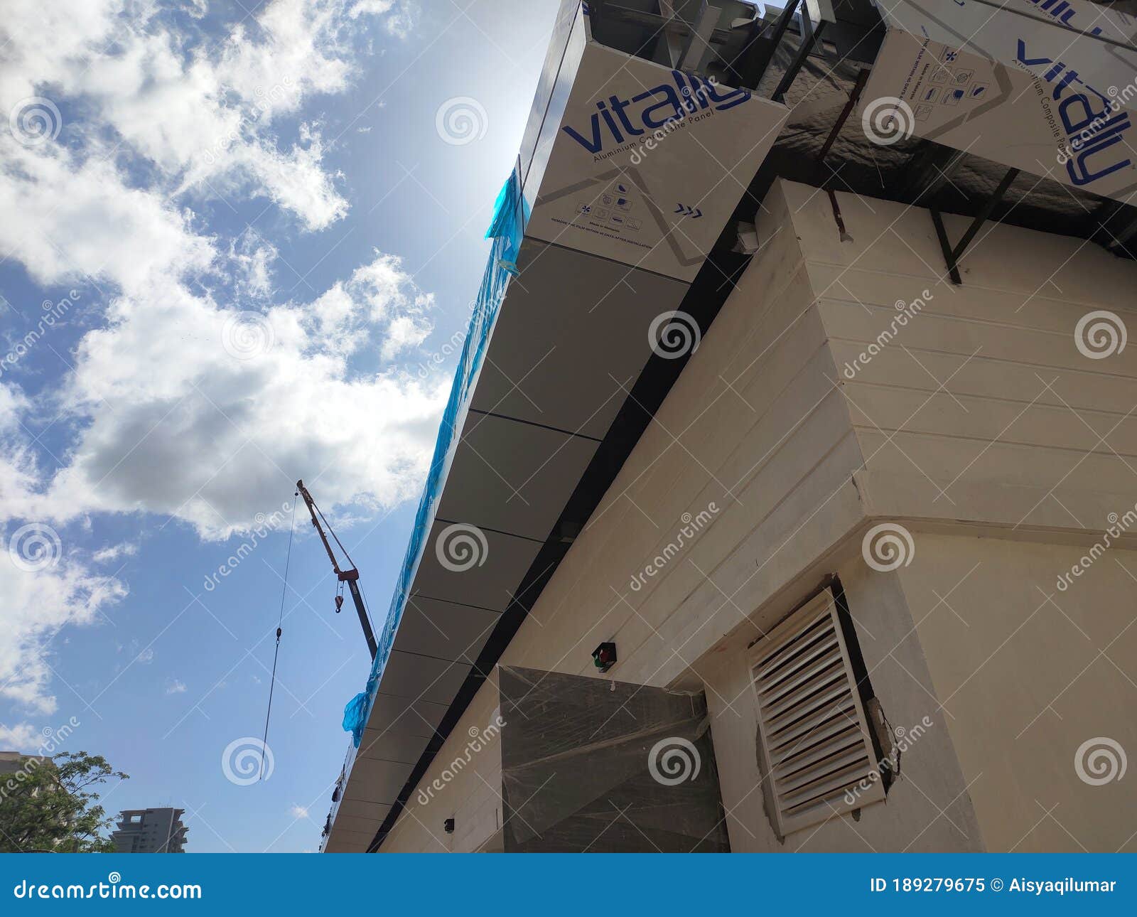 Aluminum Sheet Cladding Installation Work Is In Progress. Editorial ...