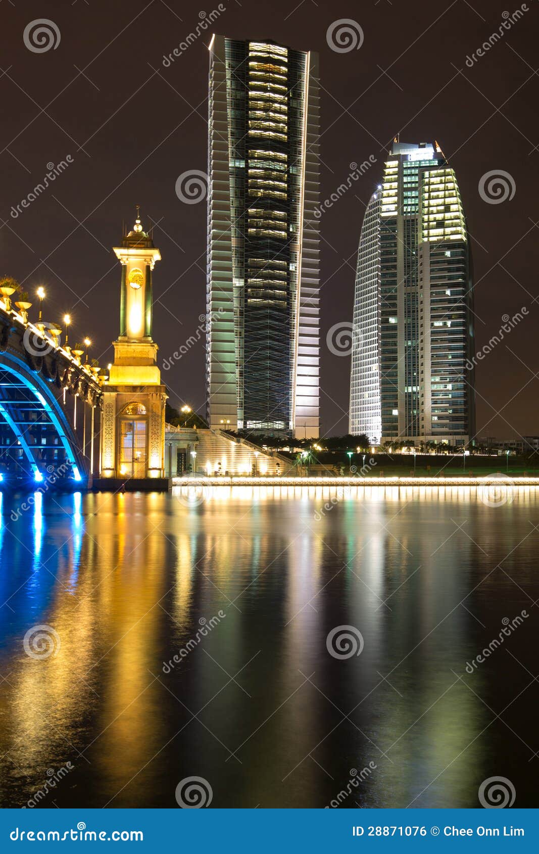 Seri Gemilang Bridge, Putrajaya Stock Photo - Image of seri, modern ...