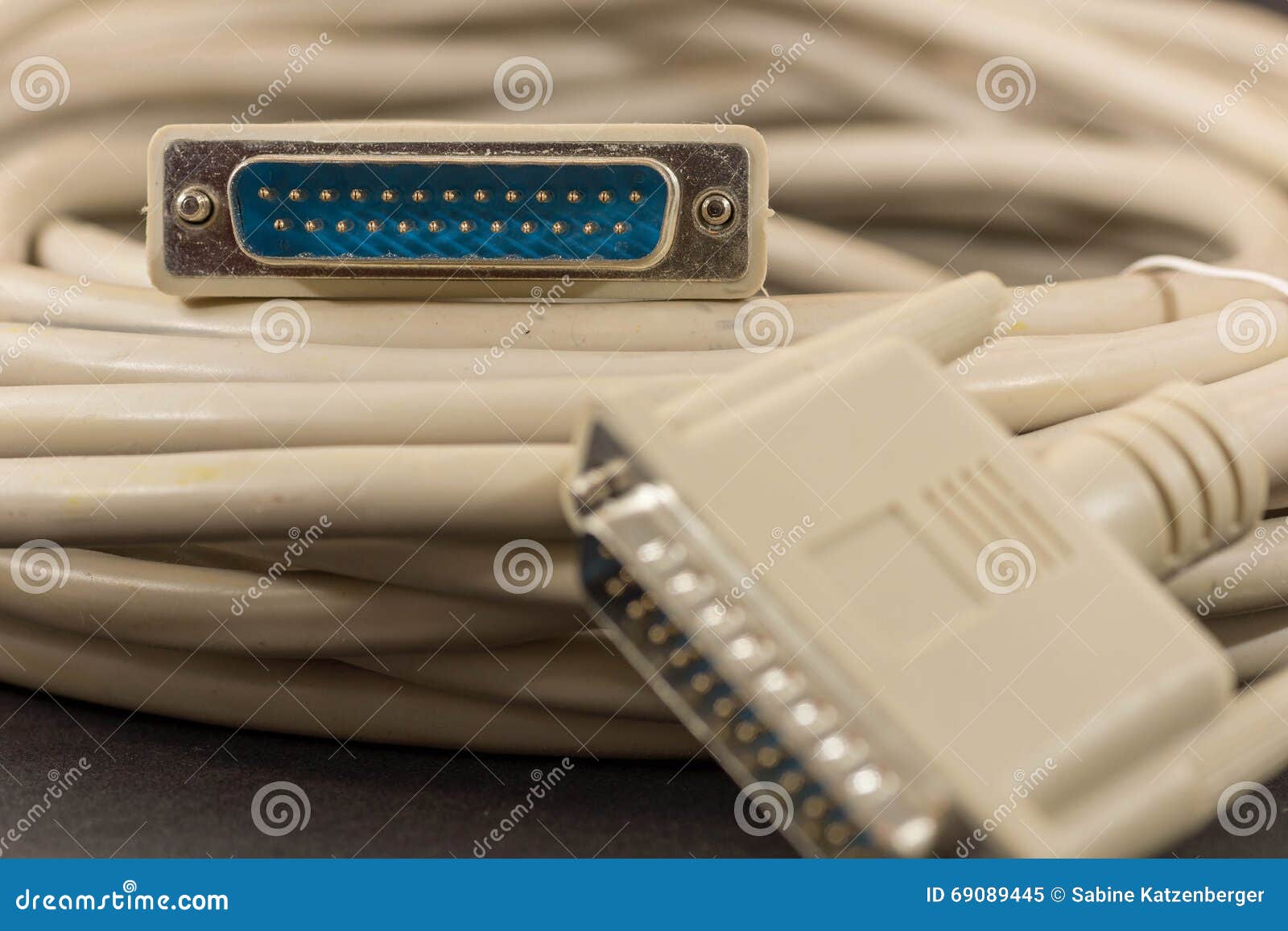 Serial Cable Royalty-Free Stock Photography | CartoonDealer.com #5015