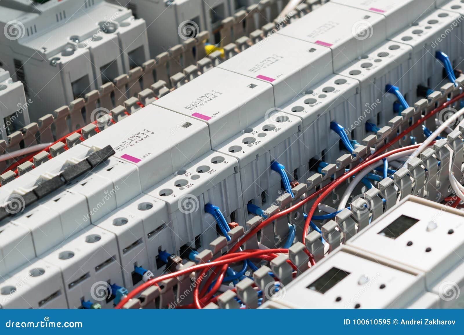 Modular Contactor, Two Phase Change Control Relays And Two Intermediate ...