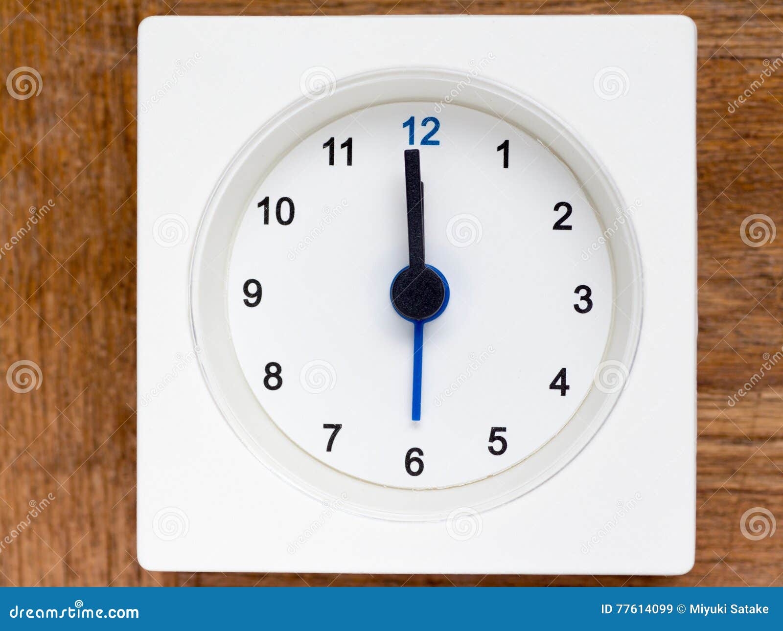 Series of the Sequence of Time on the Simple White Analog Clock Stock ...