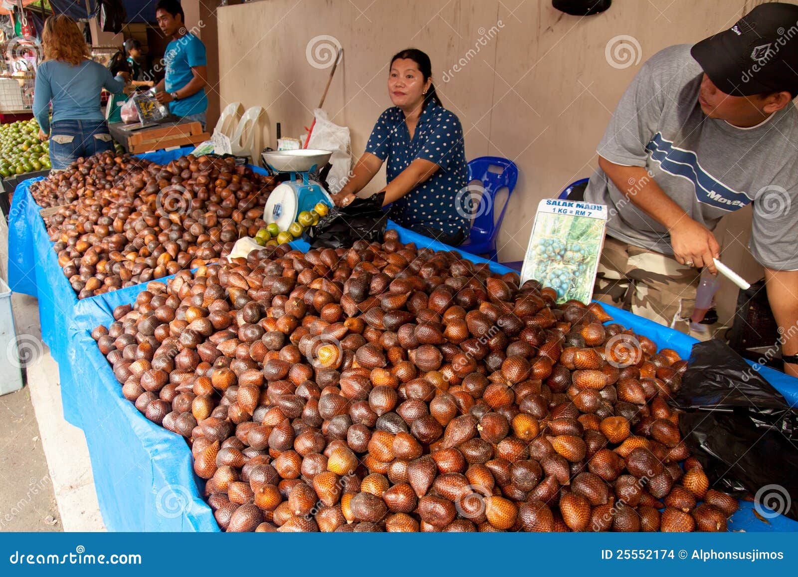 Serikin Market, Sarawak editorial stock image. Image of edible - 25552174