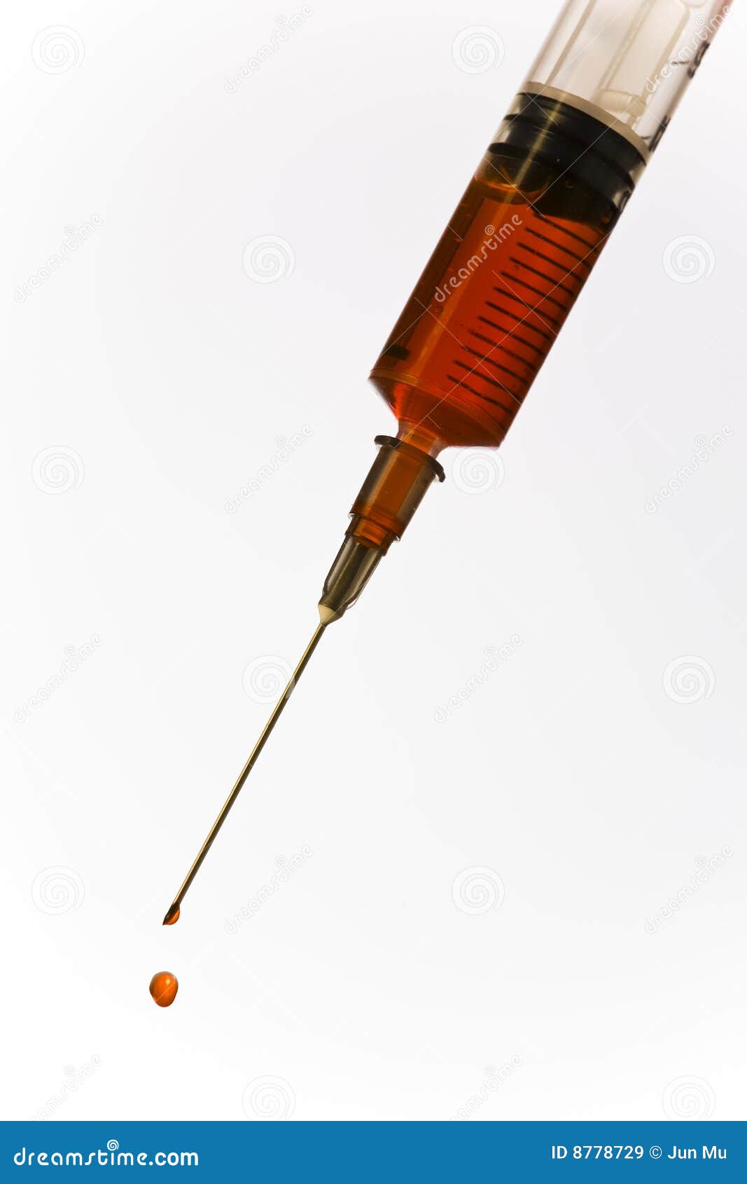 Seringue de sang image stock. Image du résultats, seringue - 8778729