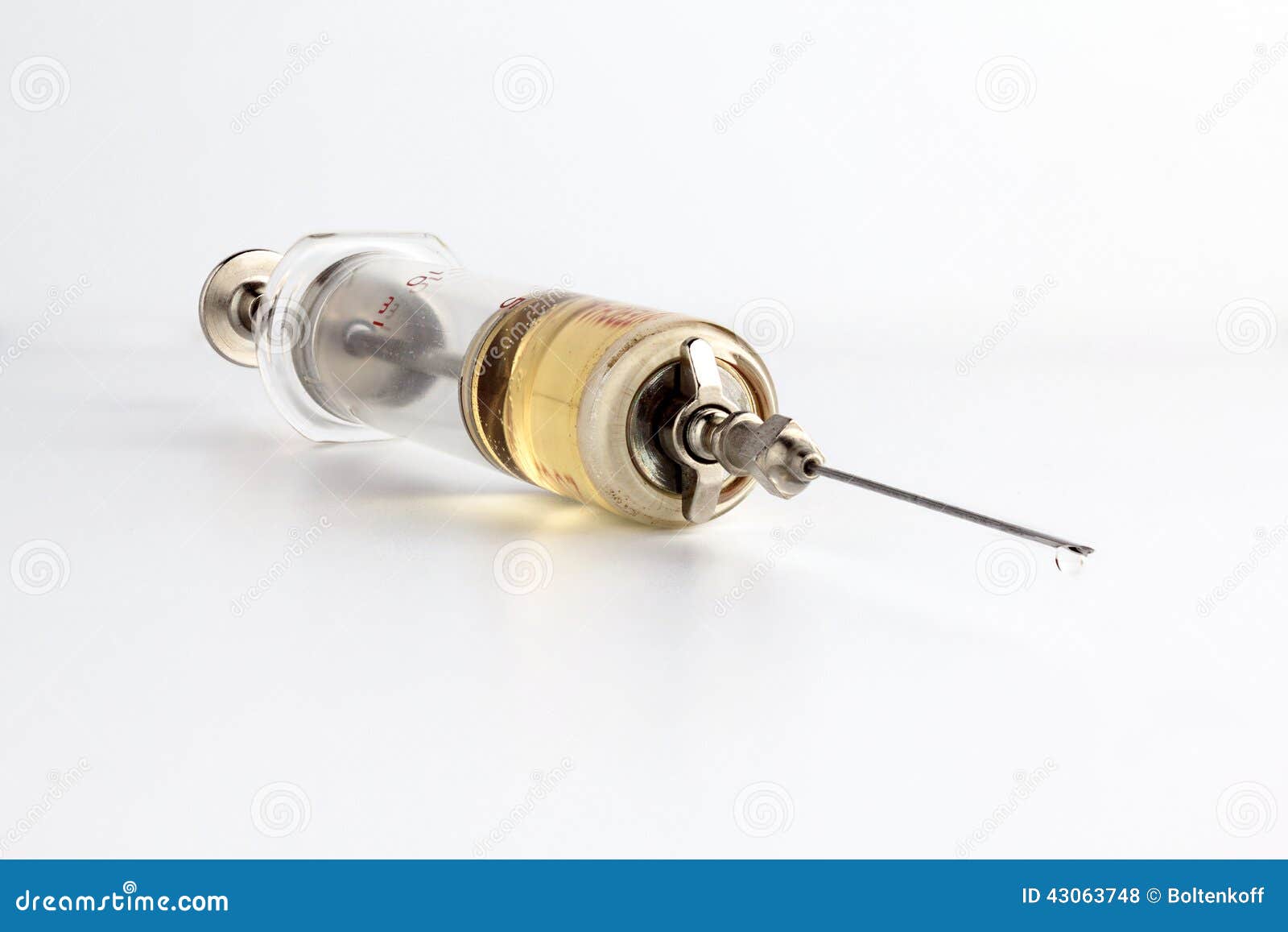 Seringue en verre photo stock. Image du seringue, crainte - 43063748