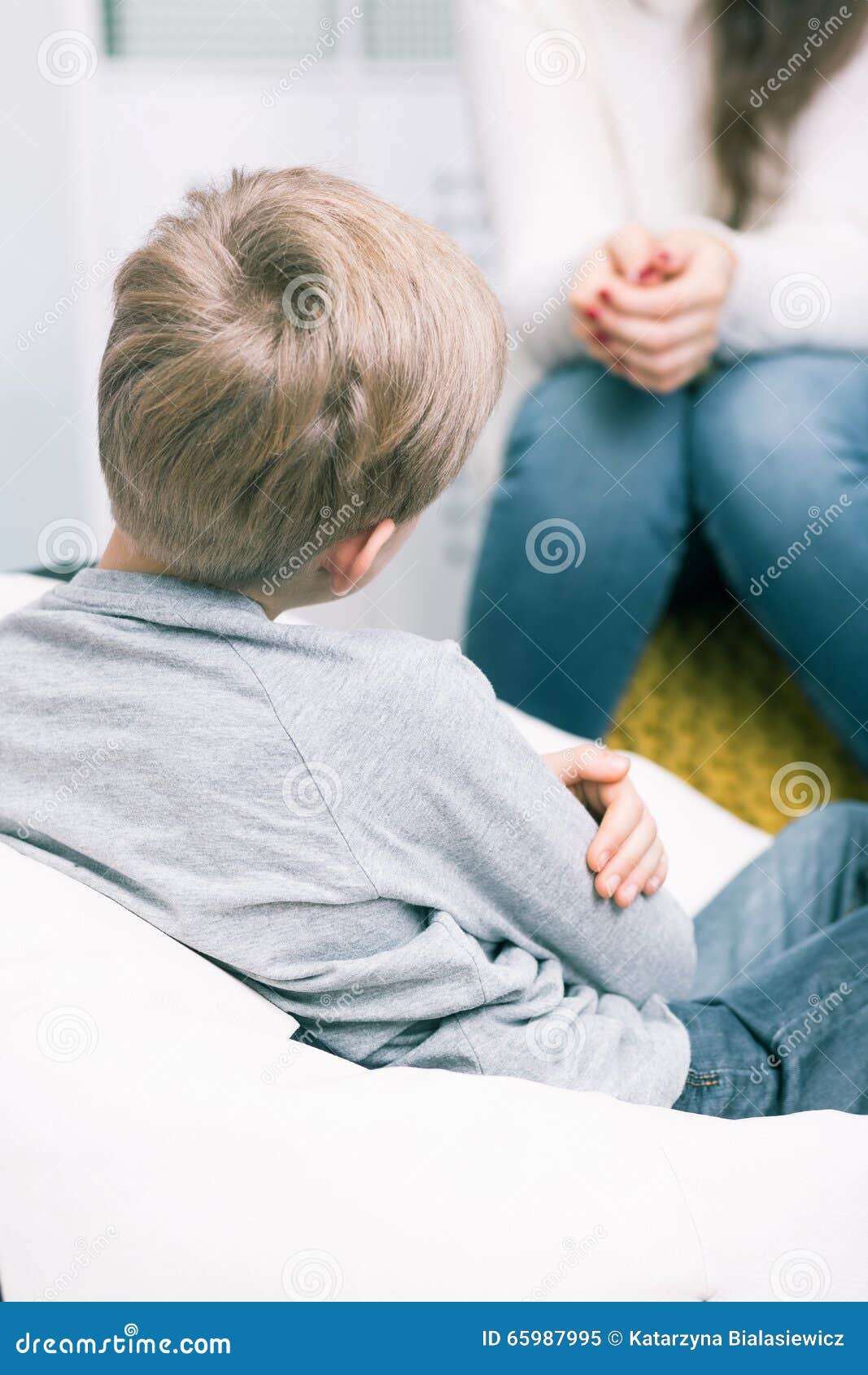 This is a serious talk... stock image. Image of therapist - 65987995
