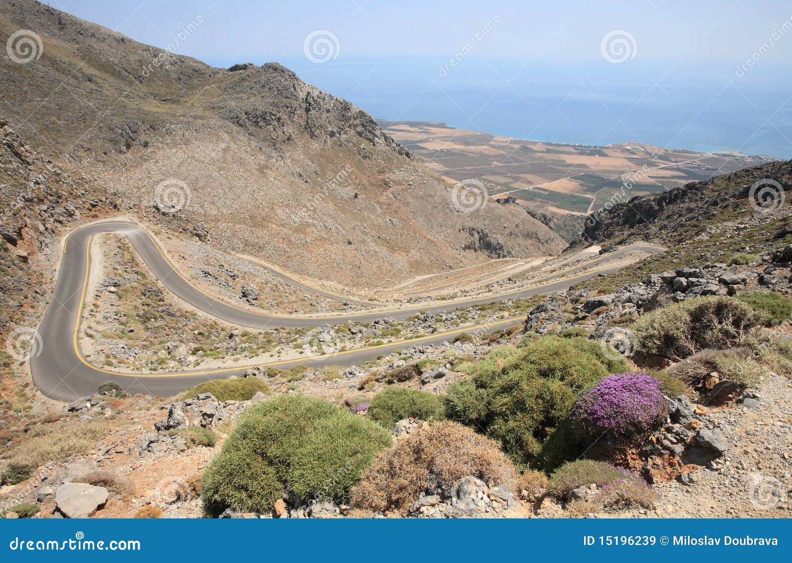 Serpentine road, Crete stock image. Image of fragocastello - 15196239