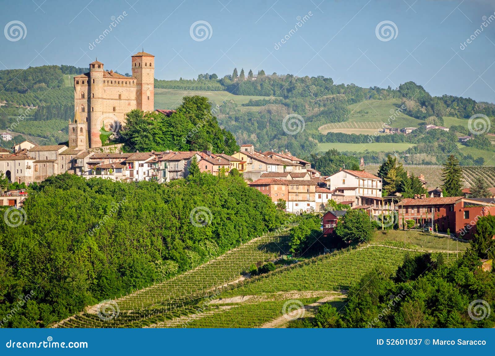 Serralunga D Alba, Langhe, Italy Stock Image - Image of hill, hilly ... Serralunga D Alba, Langhe, Italy Stock Image - Image of hill, hilly ...