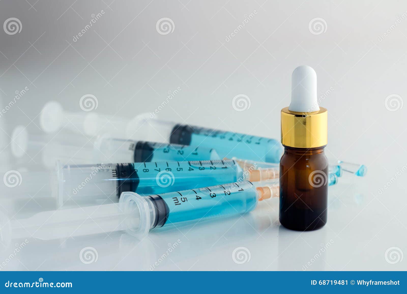 Serum Bottle with Injection Stock Image - Image of immunization ...