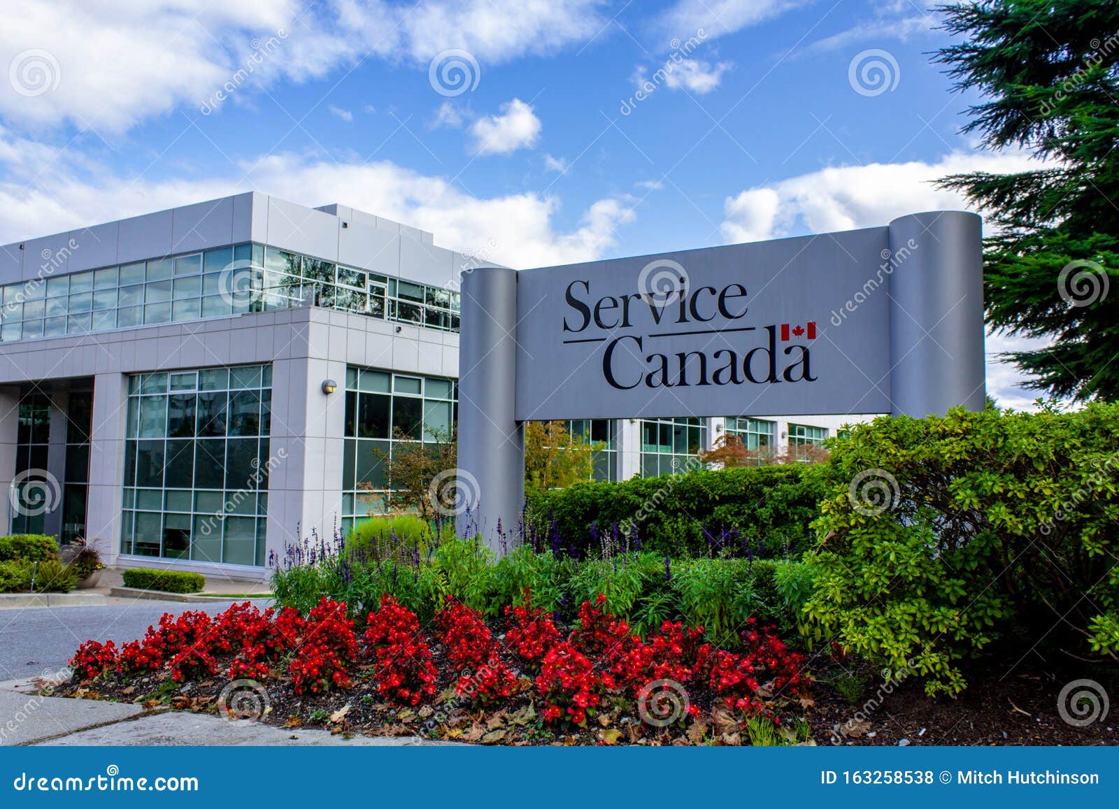 Service Canada Sign at Vancouver Offices Editorial Stock Photo - Image ...