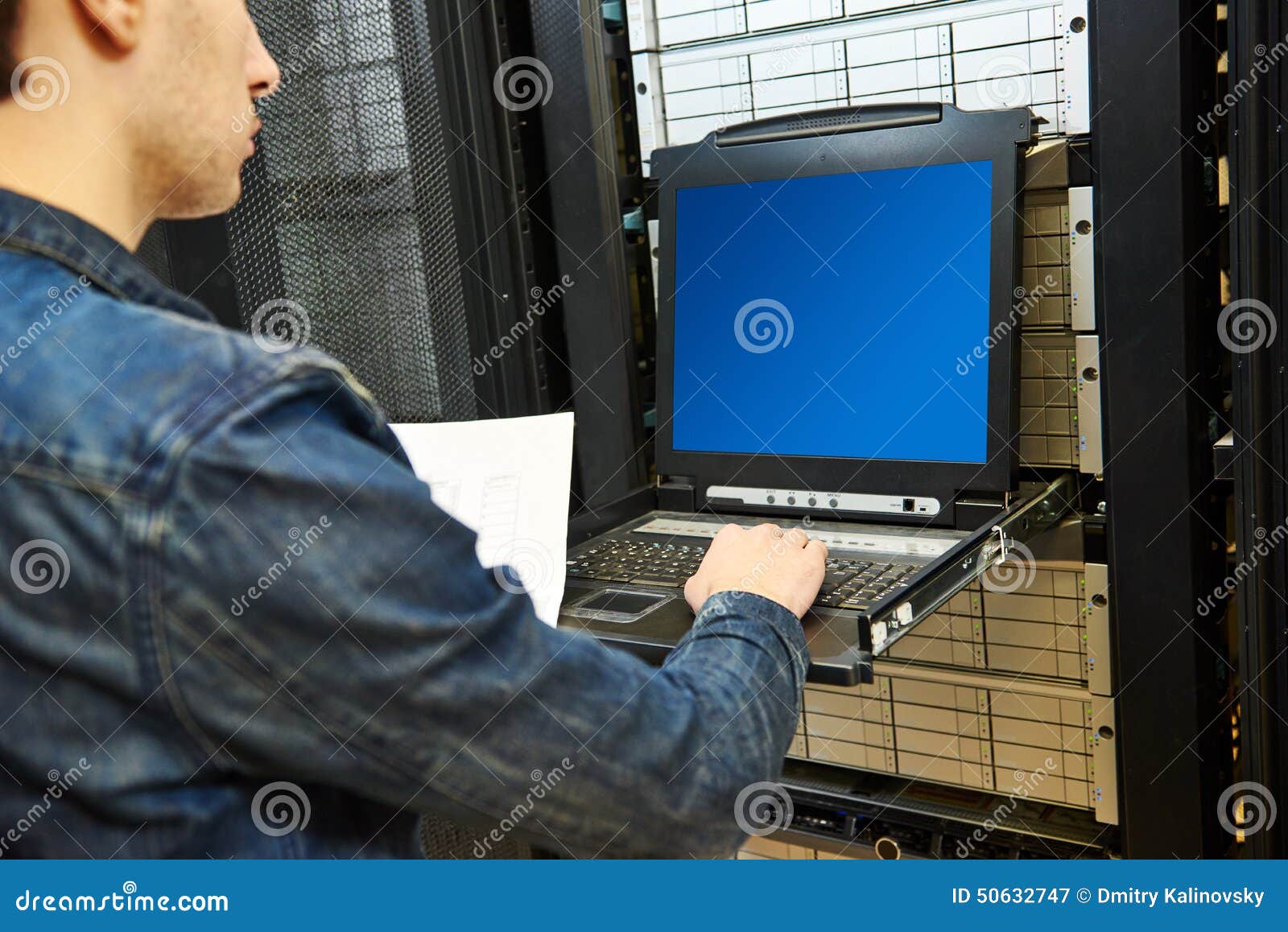 Service Engineer in Server Room Stock Image - Image of engineer, backup ...