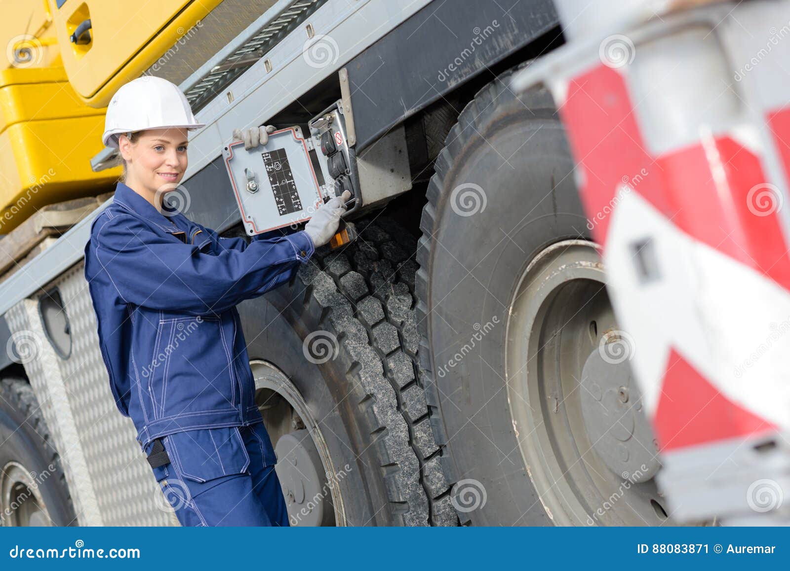 Service Mechanic Fixing Heavy Truck Stock Image - Image of ...