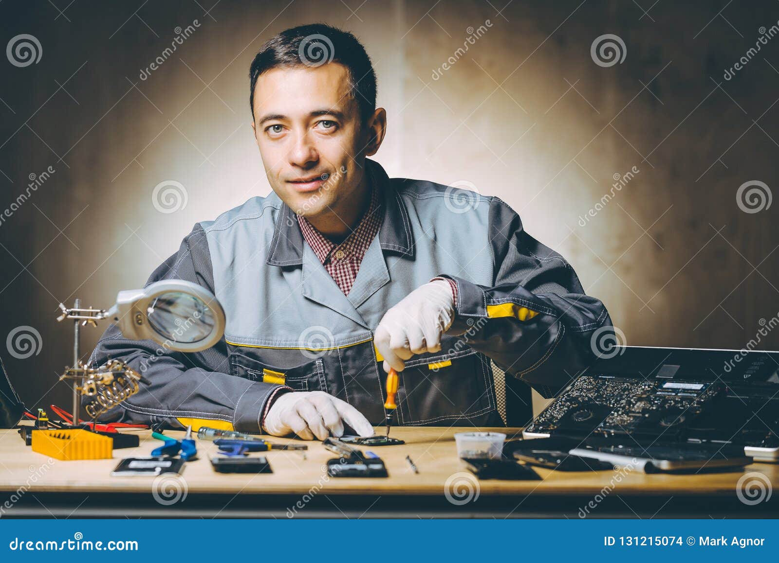 Service repair electronics stock photo. Image of master - 131215074