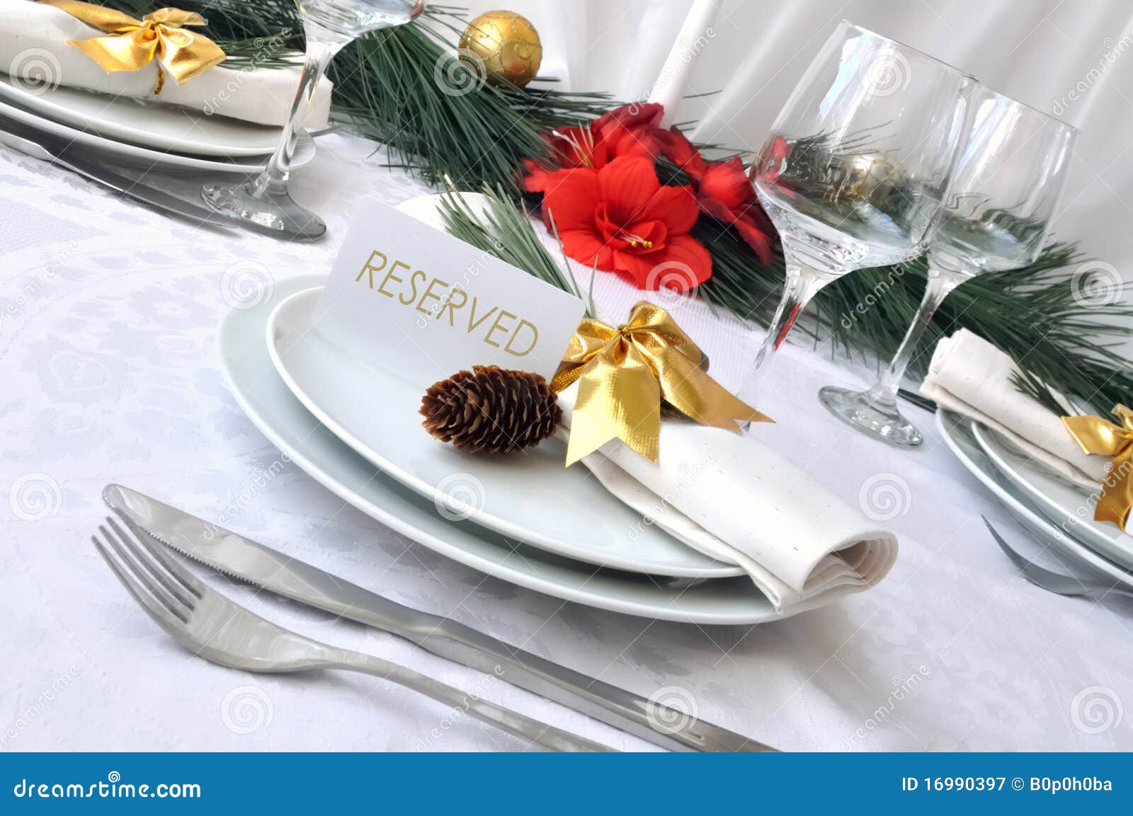 Serving a Festive Christmas Table Stock Image - Image of christmas ...