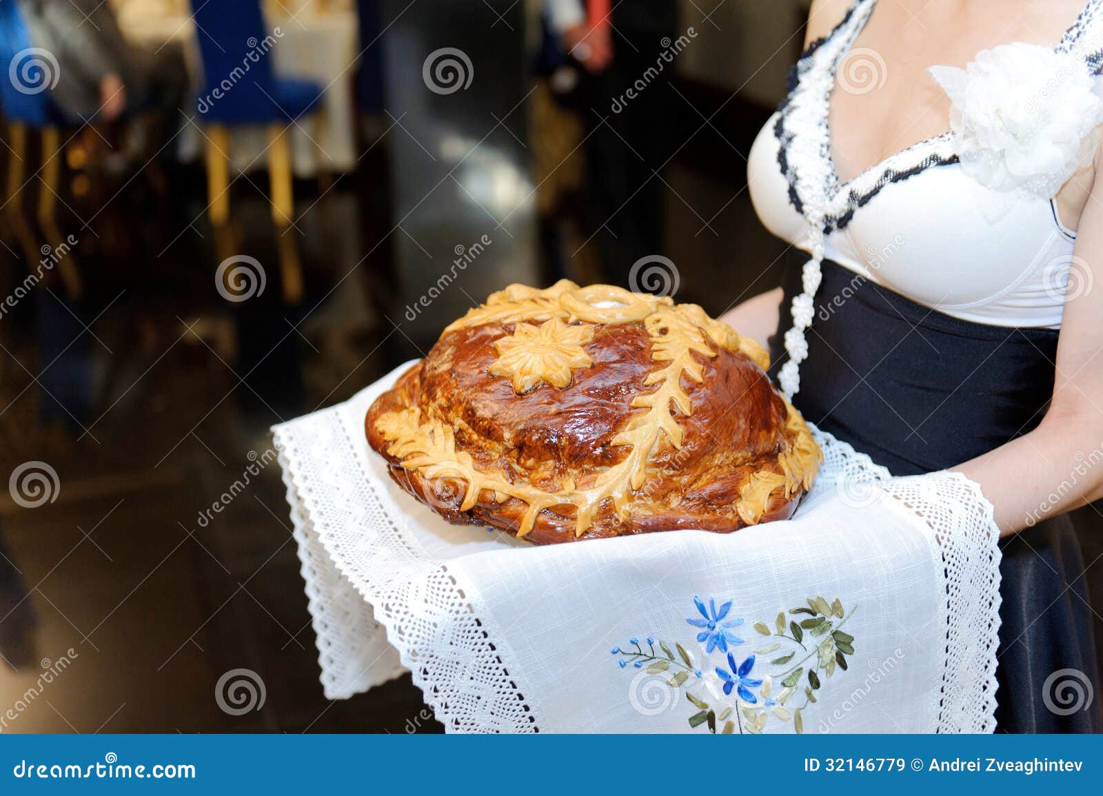 Serving Loaf stock image. Image of industry, color, prepared - 32146779