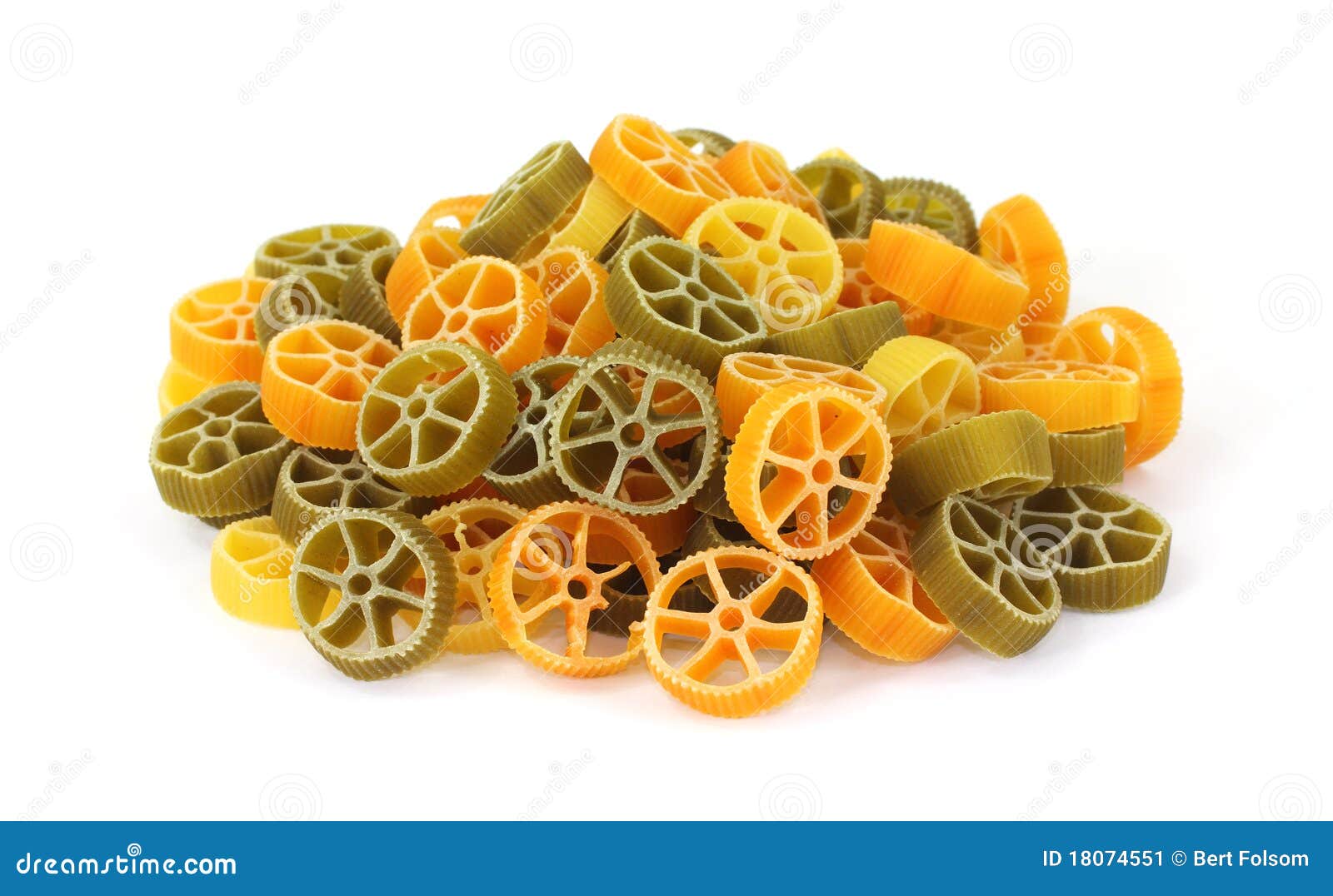 Serving of Wagon Wheel Pasta Stock Image - Image of diet, wagon: 18074551