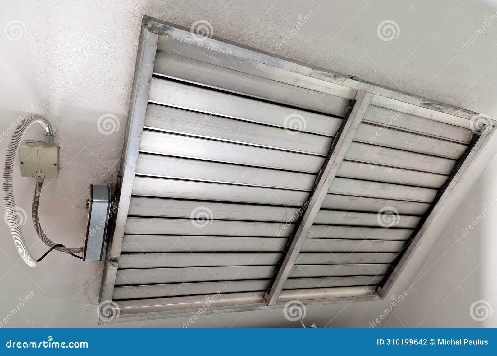 The Servo Drive is only Compatible with Ball Valves. Features Drive ...