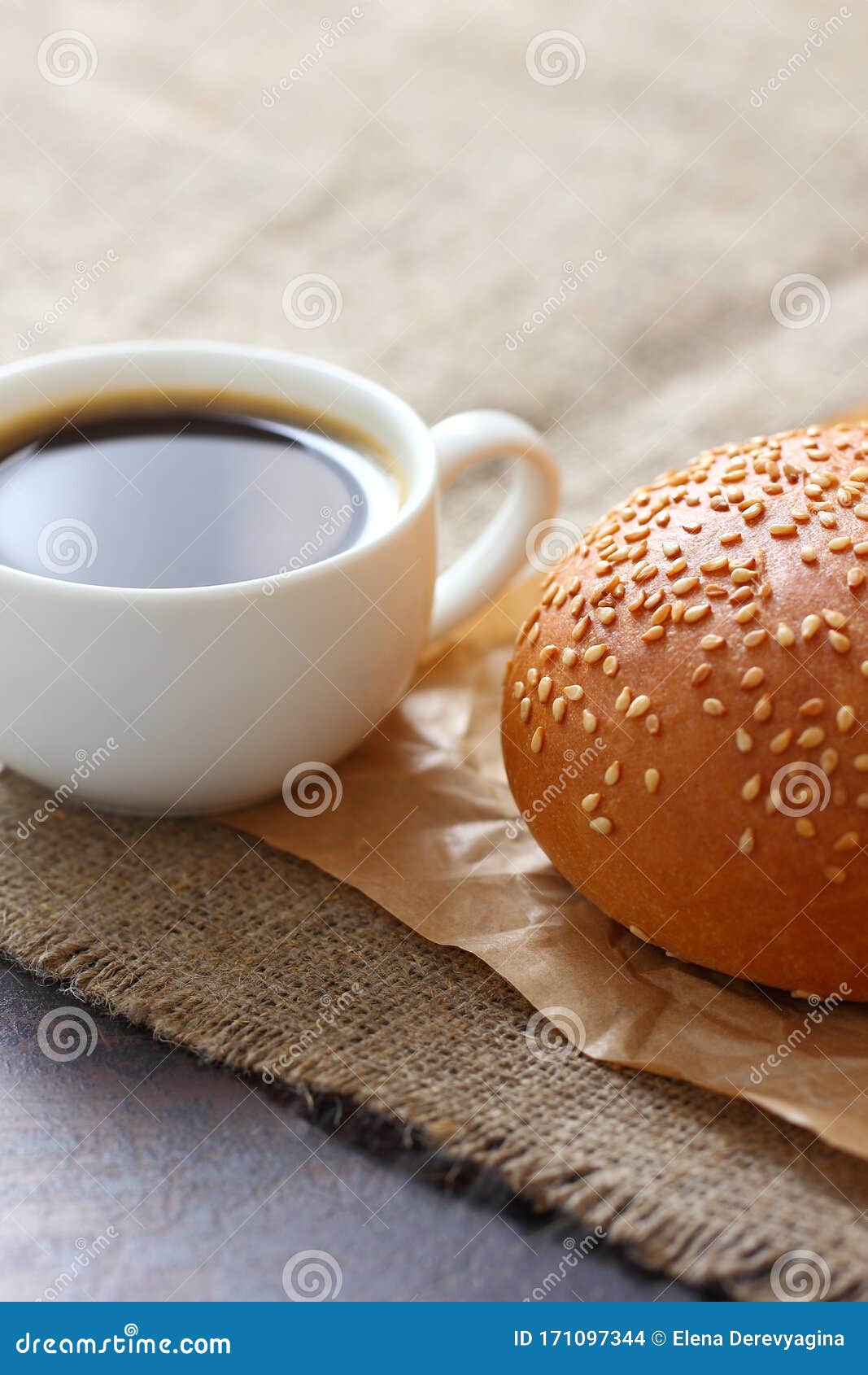 Sesame Bun and Coffee Mug on Paper Wrapping Kraft and on Burlap ...