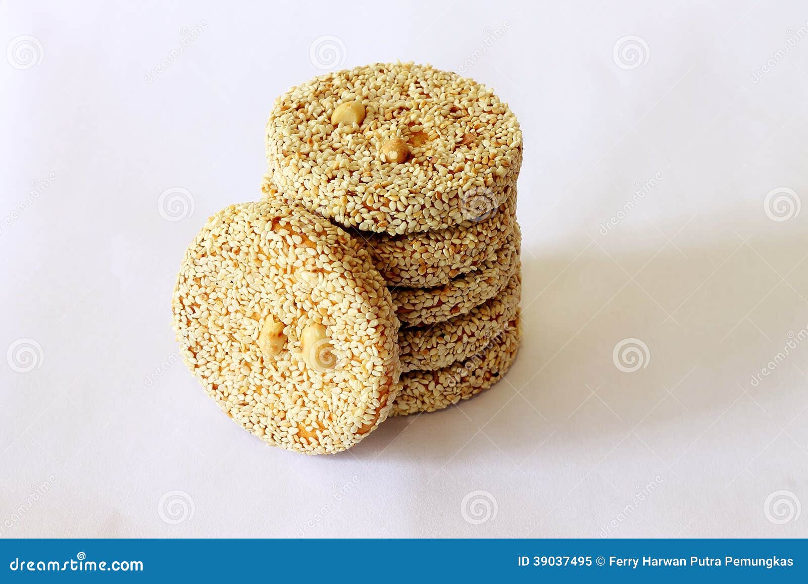 Sesame cracker stock image. Image of chip, crunchy, fresh - 39037495