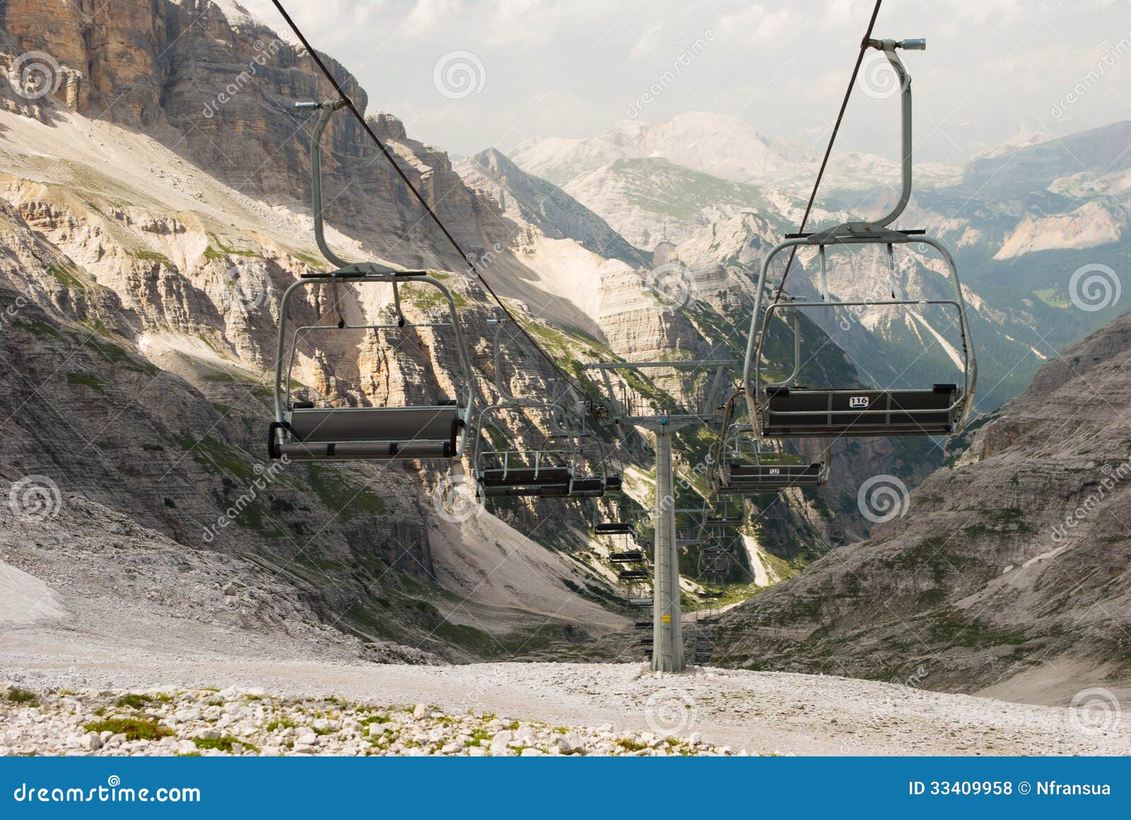 Sessellift stockfoto. Bild von alpen, berge, stühle, landschaften ...