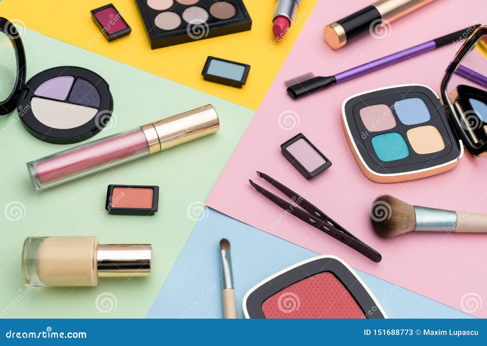 Set Of Assorted Makeup Tools Stock Image - Image of decorative, glamour ...