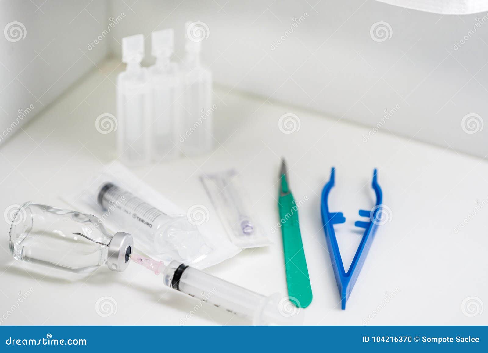 Basic Doctors Equipment