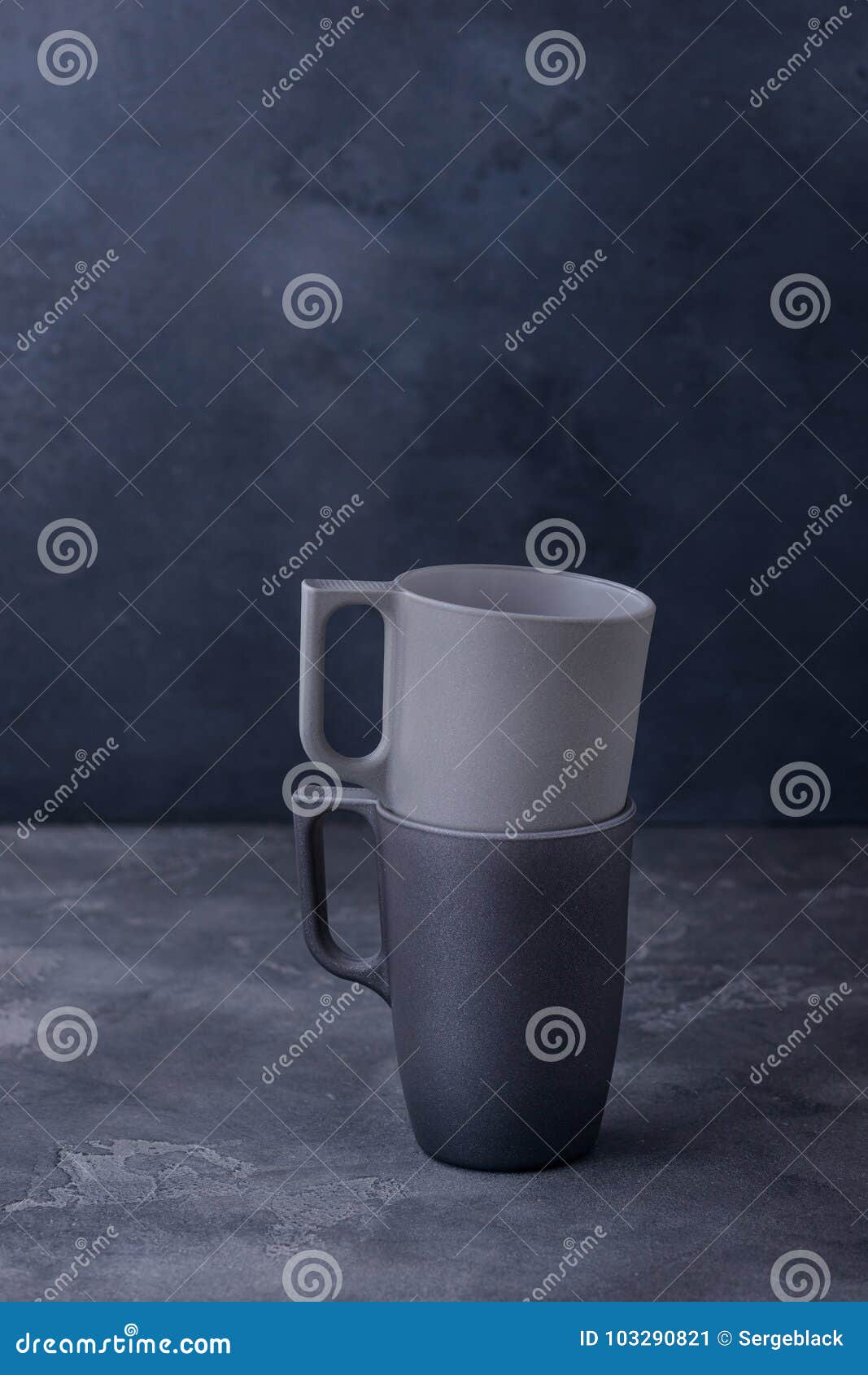 Set black and grey cups stock image. Image of plates - 103290821