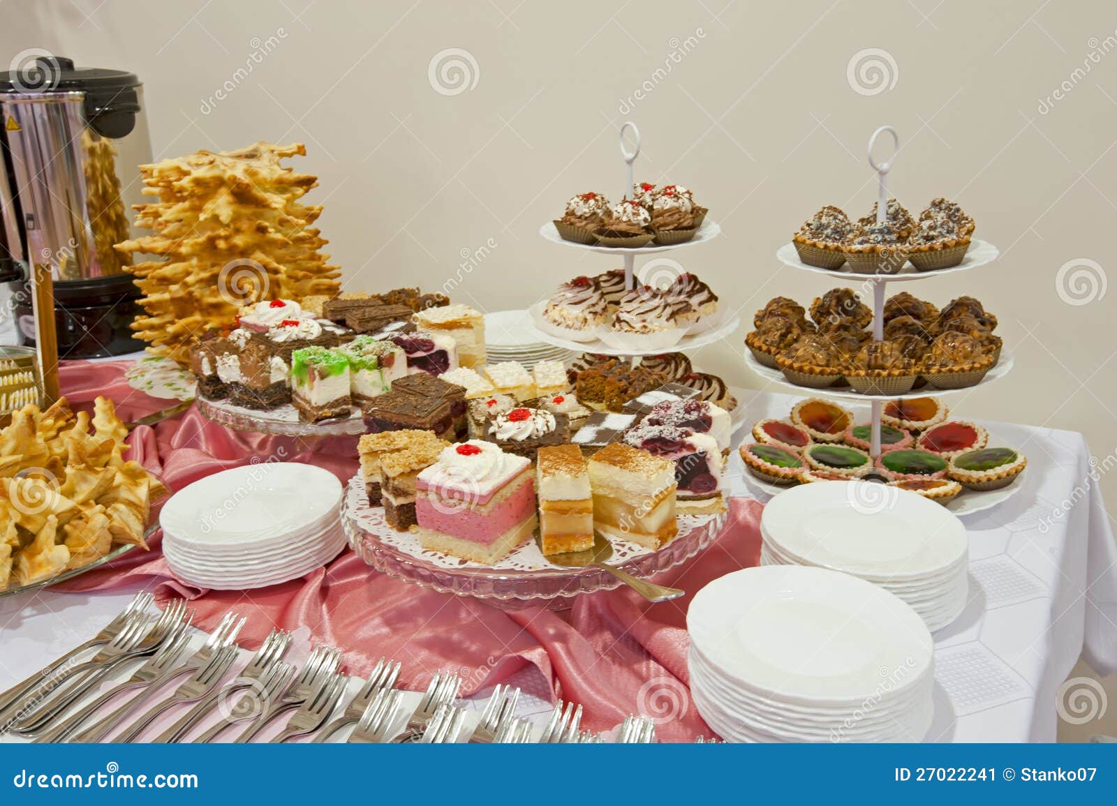 The set of cakes stock image. Image of assorted, celebration - 27022241