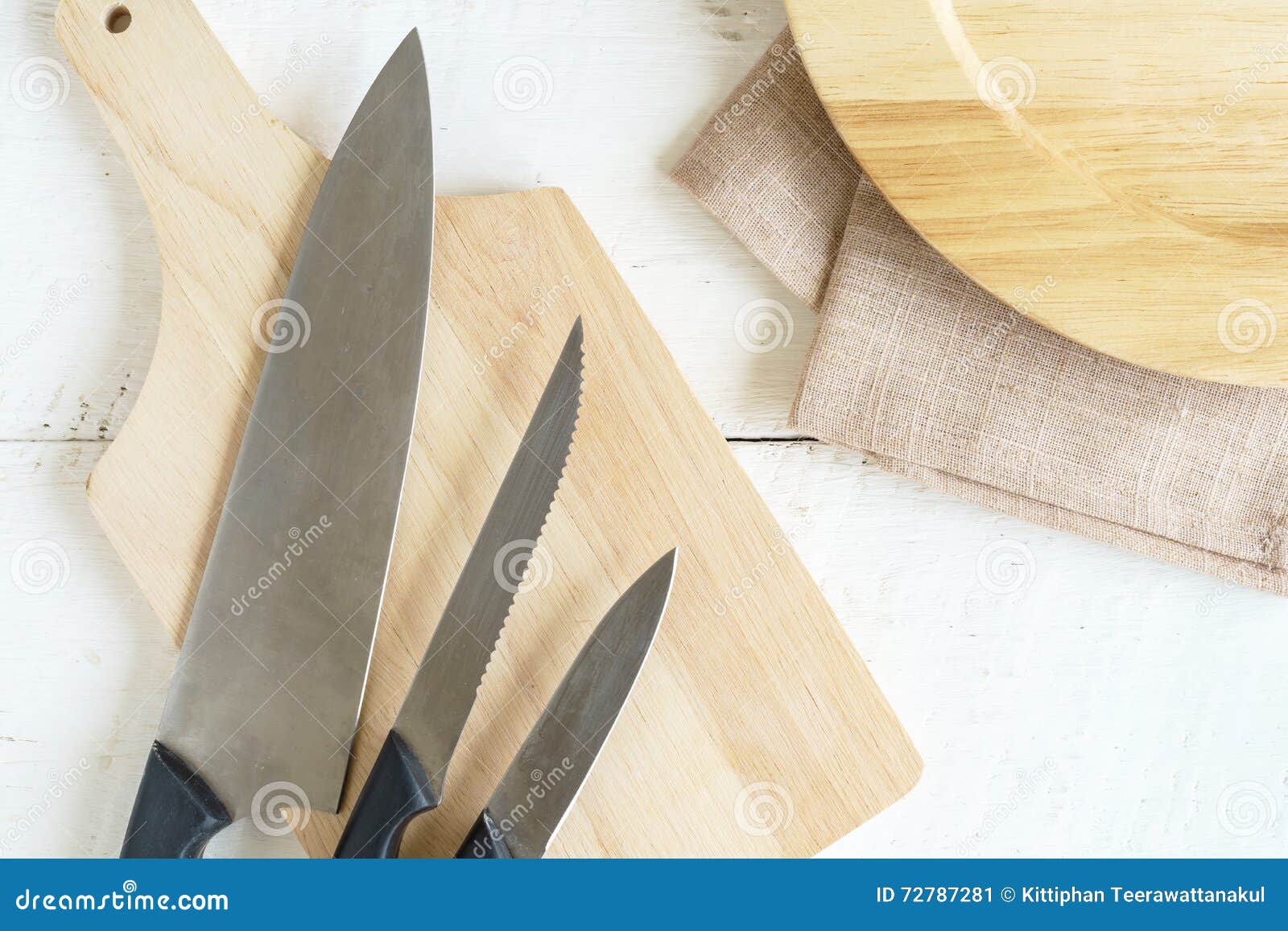 Set of Kitchen Knives on Wooden Cutting Board Stock Image - Image of ...