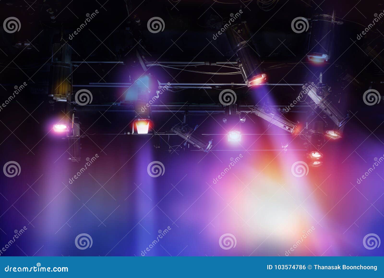 901 Hanging Studio Lights Stock Photos - Free & Royalty-Free Stock ...