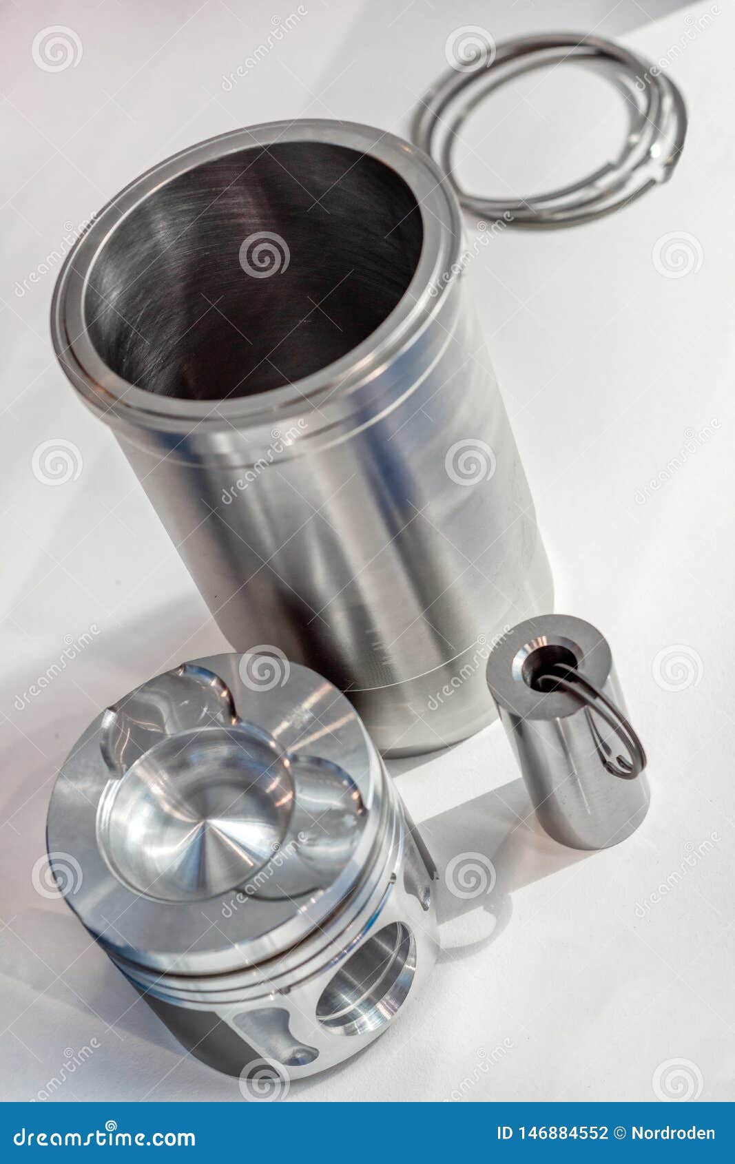 A Set of Parts of the Internal Combustion Engine. Stock Photo - Image ...
