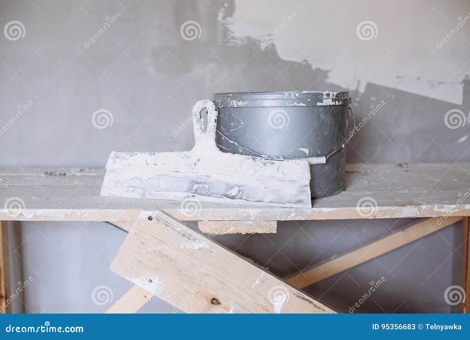 Set of Plaster Trowel Tool, Spatula and Bucket. Stock Image - Image of ...