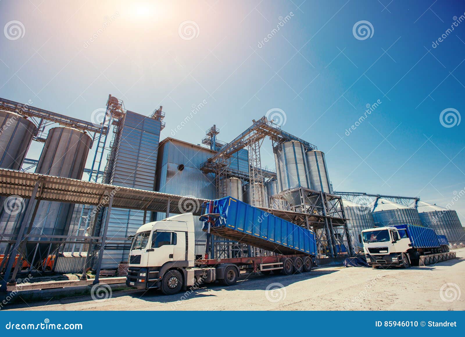 Set of Storage Tanks Cultivated Agricultural Crops Processing Pl Stock ...