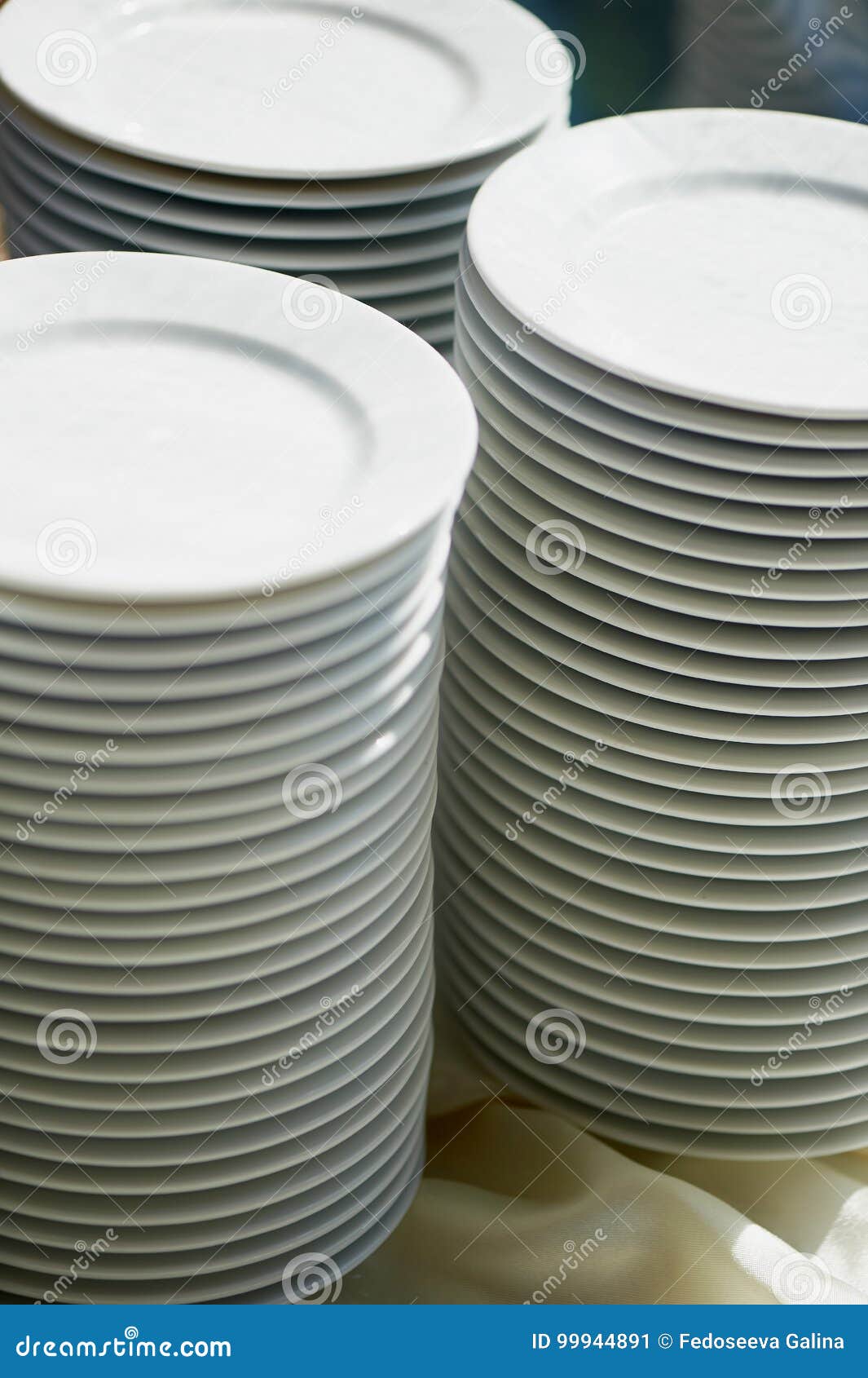 Stack Of Plates Royalty-Free Stock Image | CartoonDealer.com #61619194