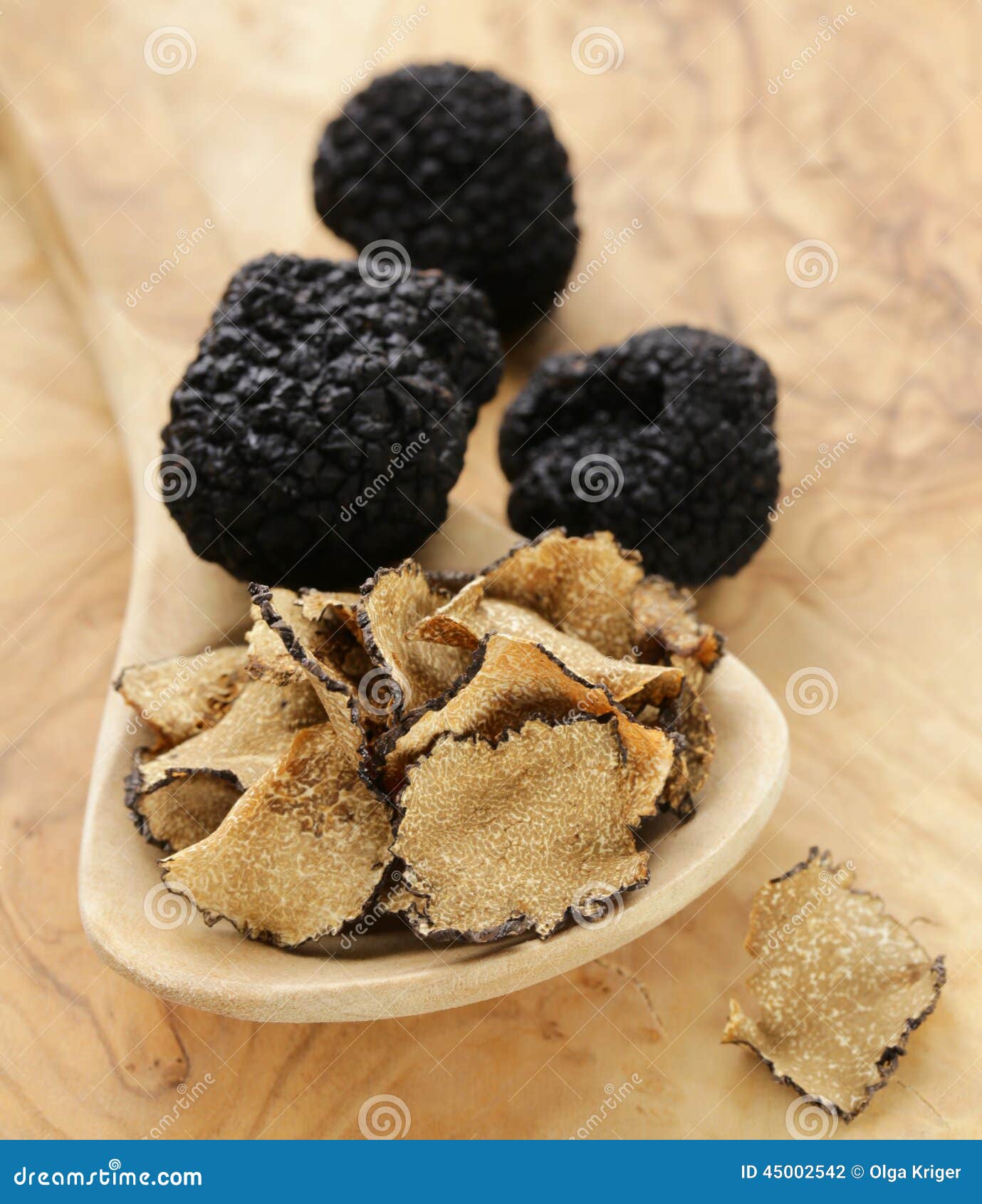 Seta Negra Rara Costosa De La Trufa Foto de archivo - Imagen de trufa ...